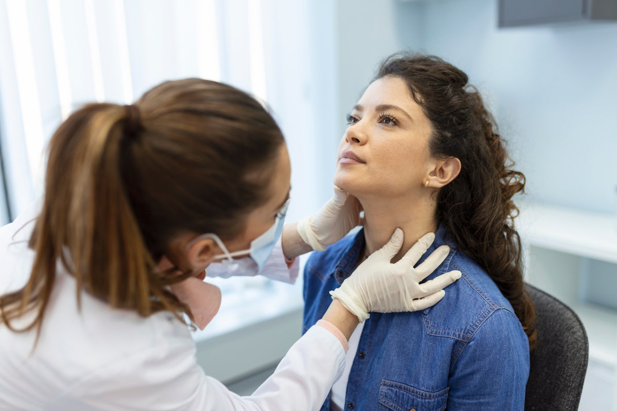 Weight Loss as a Symptom of Hyperthyroidism (Overactive Thyroid)